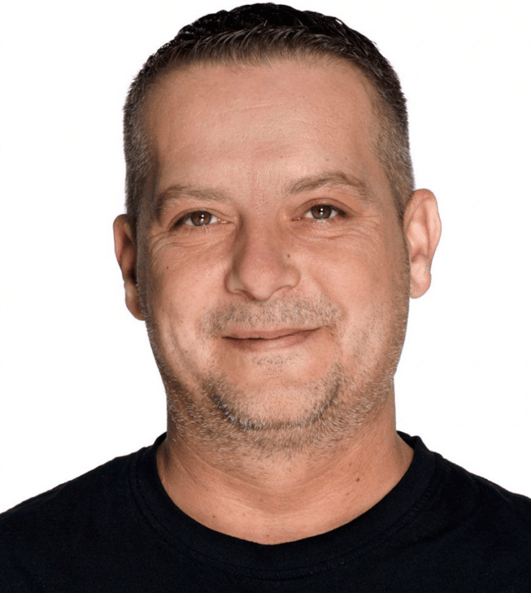 Asmir Foric - Raumweltenheiss - Bürodesign in München